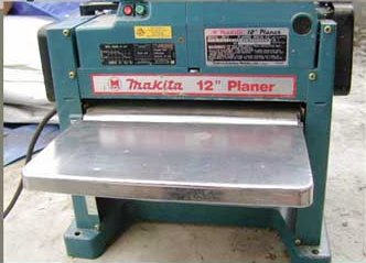 The Master Woodbutcher's Makita 2012 Planer Picture Page